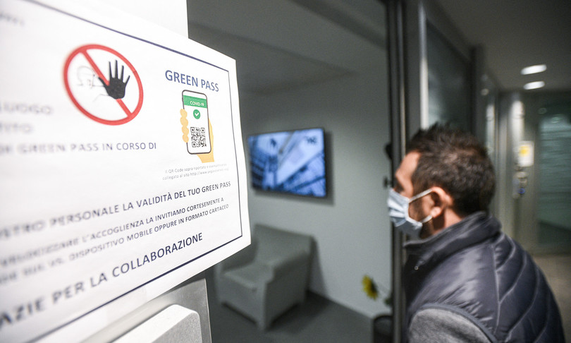 In un giorno scaricati oltre un milione e 100mila Green pass