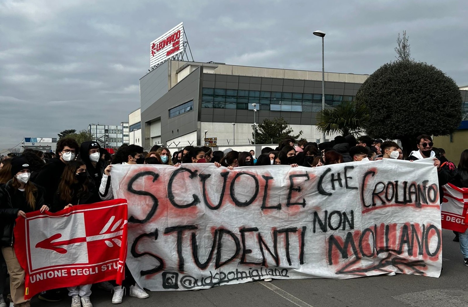 Proteste degli studenti in tutta Italia dopo la tragica morte dei due ...
