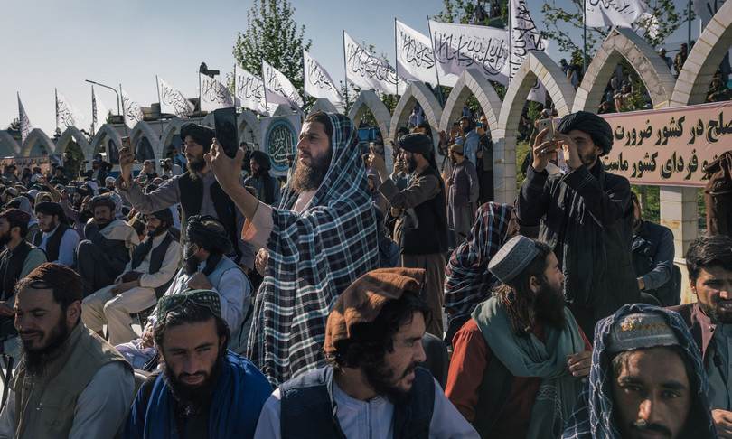 La nuova (e rara) apparizione del leader dei talebani in Afghanistan