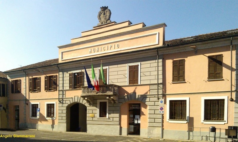 Sindaco e consiglieri con un maglione in più per salvare il Comune dal ...