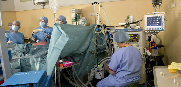 Un esperto spiega perché era urgente operare il Papa L'intervento per ...